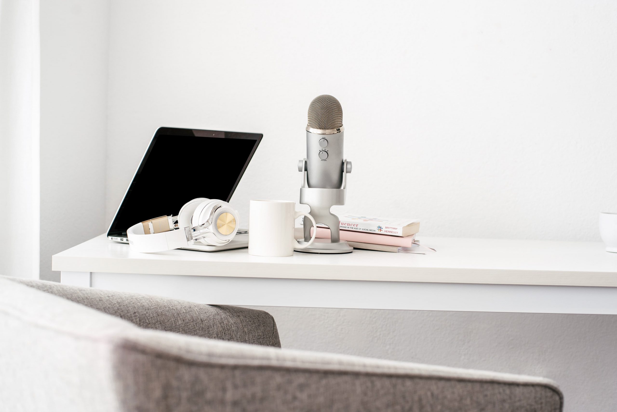 The Top 10 In Demand Virtual Assistant Services - Byte Bodega